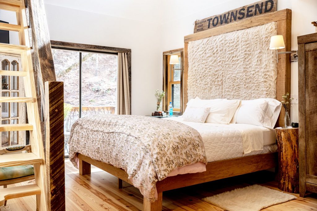 Rooms & Reservations - Genesis Ranch Bed and Breakfast