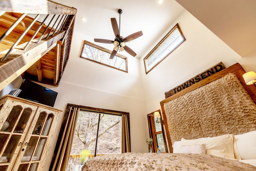 Rooms & Reservations - Genesis Ranch Bed and Breakfast